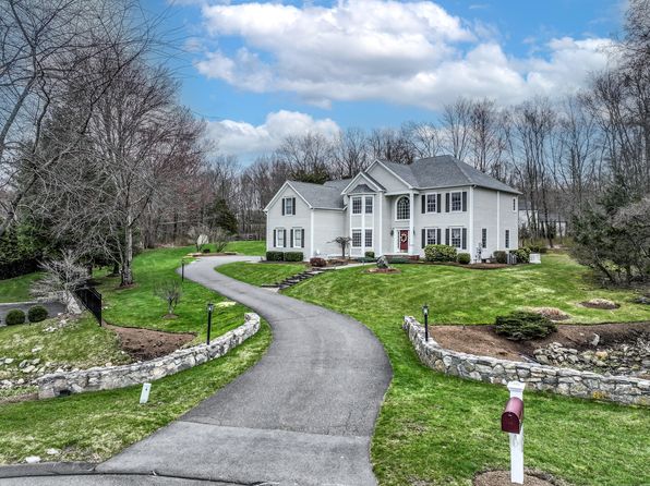 Brookfield CT Real Estate - Brookfield CT Homes For Sale | Zillow