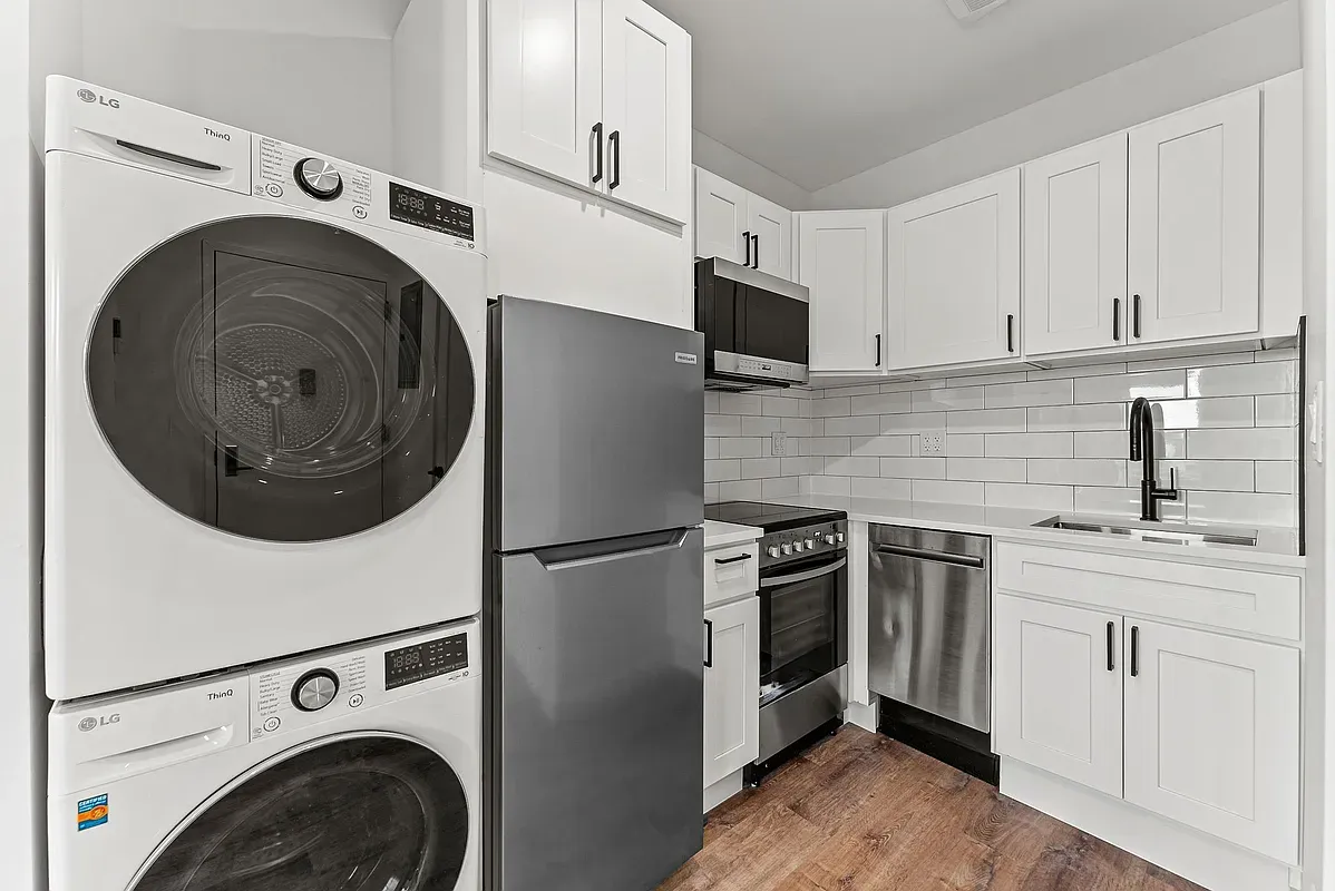 125 Saint James'S Place #4F in Clinton Hill, Brooklyn | StreetEasy