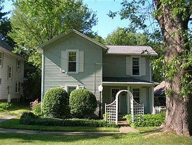 104 Court St, Canfield, OH 44406 | Zillow