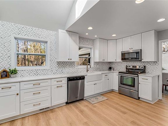 4519 Glenforest Dr NE, Roswell, GA 30075 | MLS #7550430 | Zillow