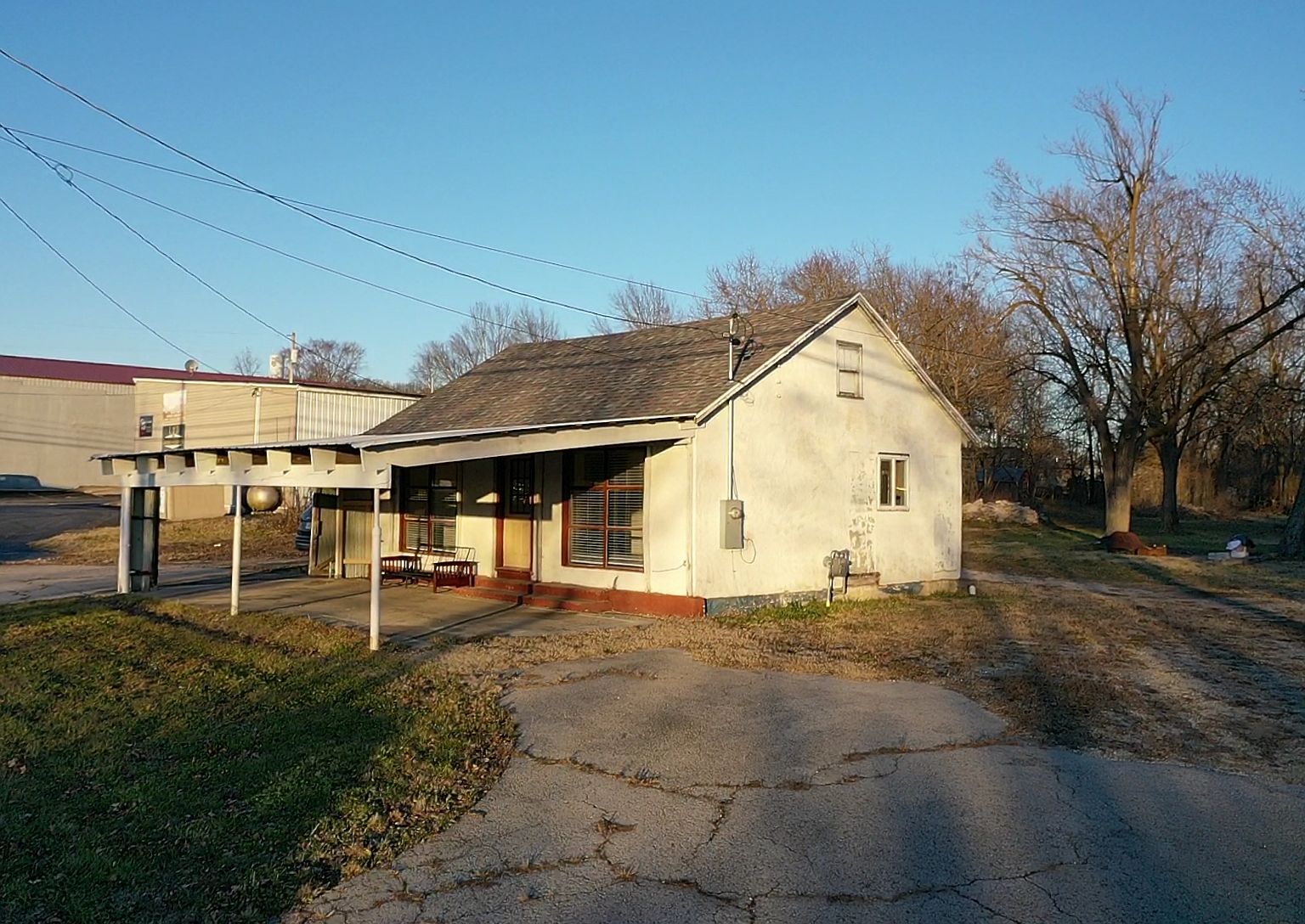 1104 N Jefferson St, Ava, MO 65608 | Zillow