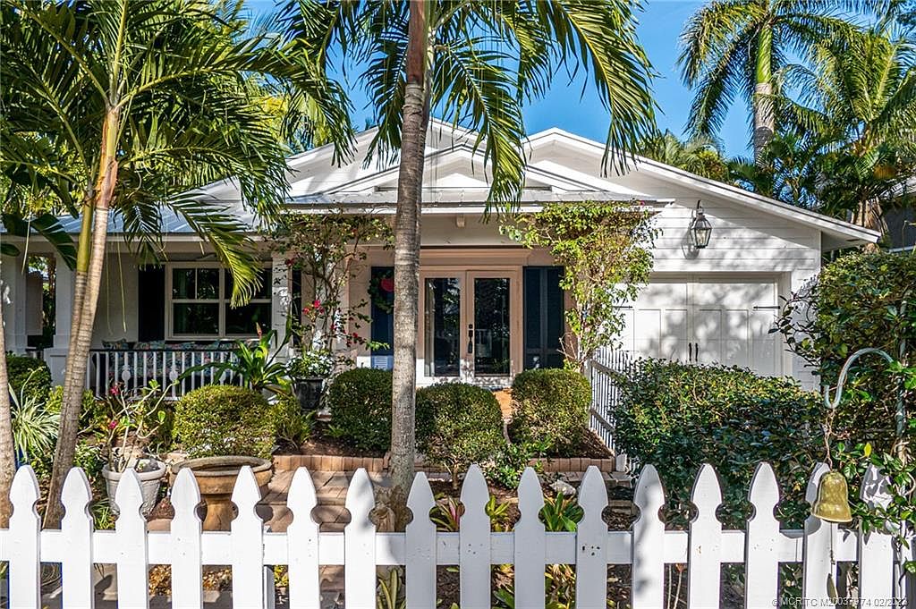 323 SE Cardinal Way, Stuart, FL 34996 | Zillow