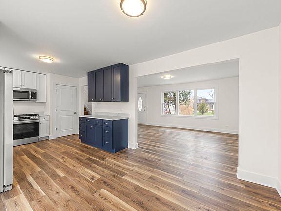 30W325 Pomeroy St, West Chicago, IL 60185 | Zillow