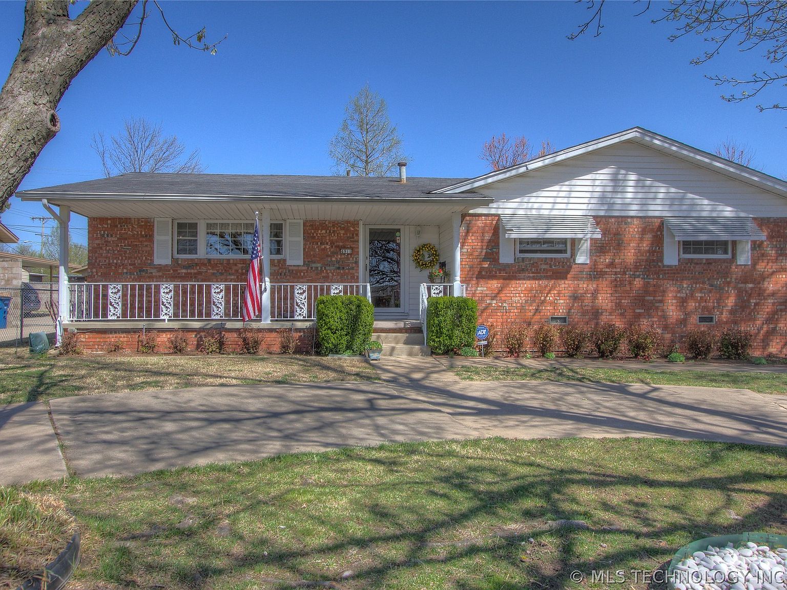 4911 E 27th Pl, Tulsa, OK 74114 | MLS #2414138 | Zillow