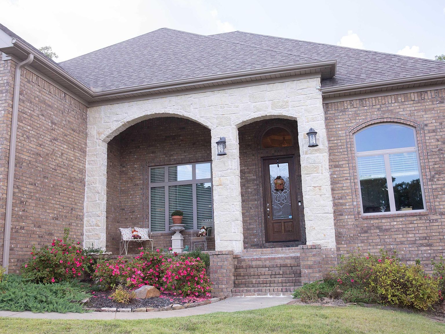 8 Weatherstone Poin, Little Rock, AR 72211 | MLS #24006003 | Zillow