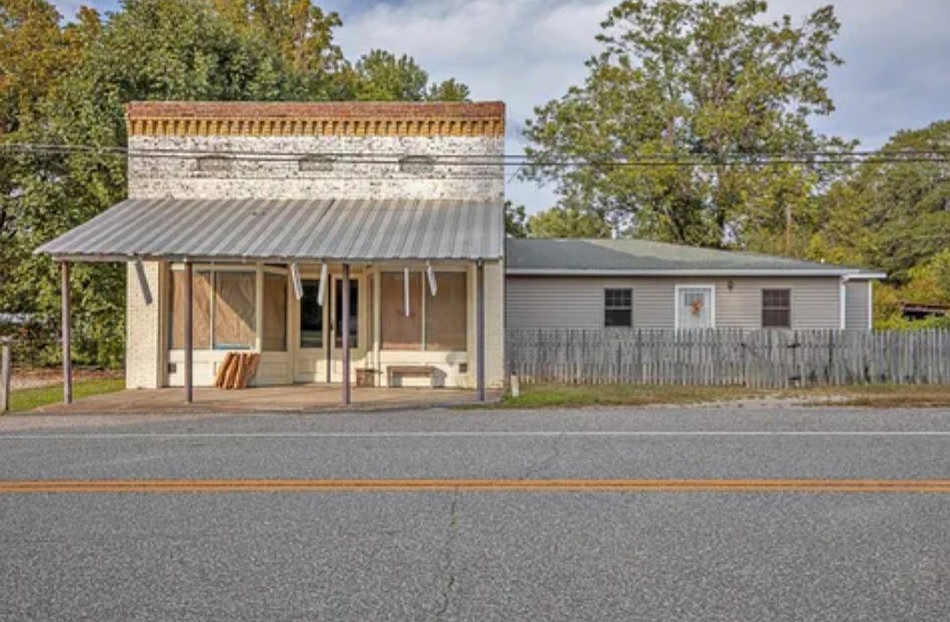 1693 Highway 138, Mercer, TN 38392 | Zillow