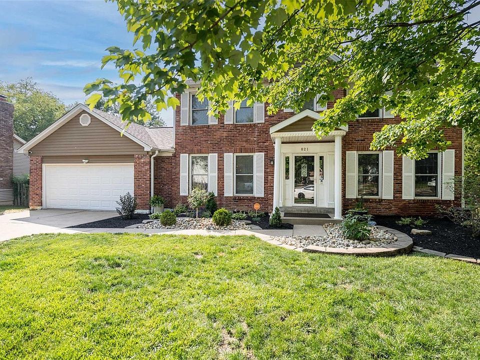 821 Ridgetop Cir, Saint Charles, MO 63304 | Zillow