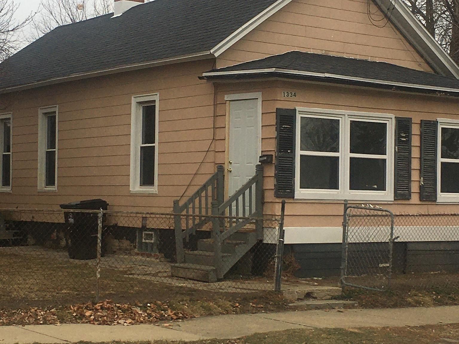 1334 Prospect St, Racine, WI 53404 | Zillow