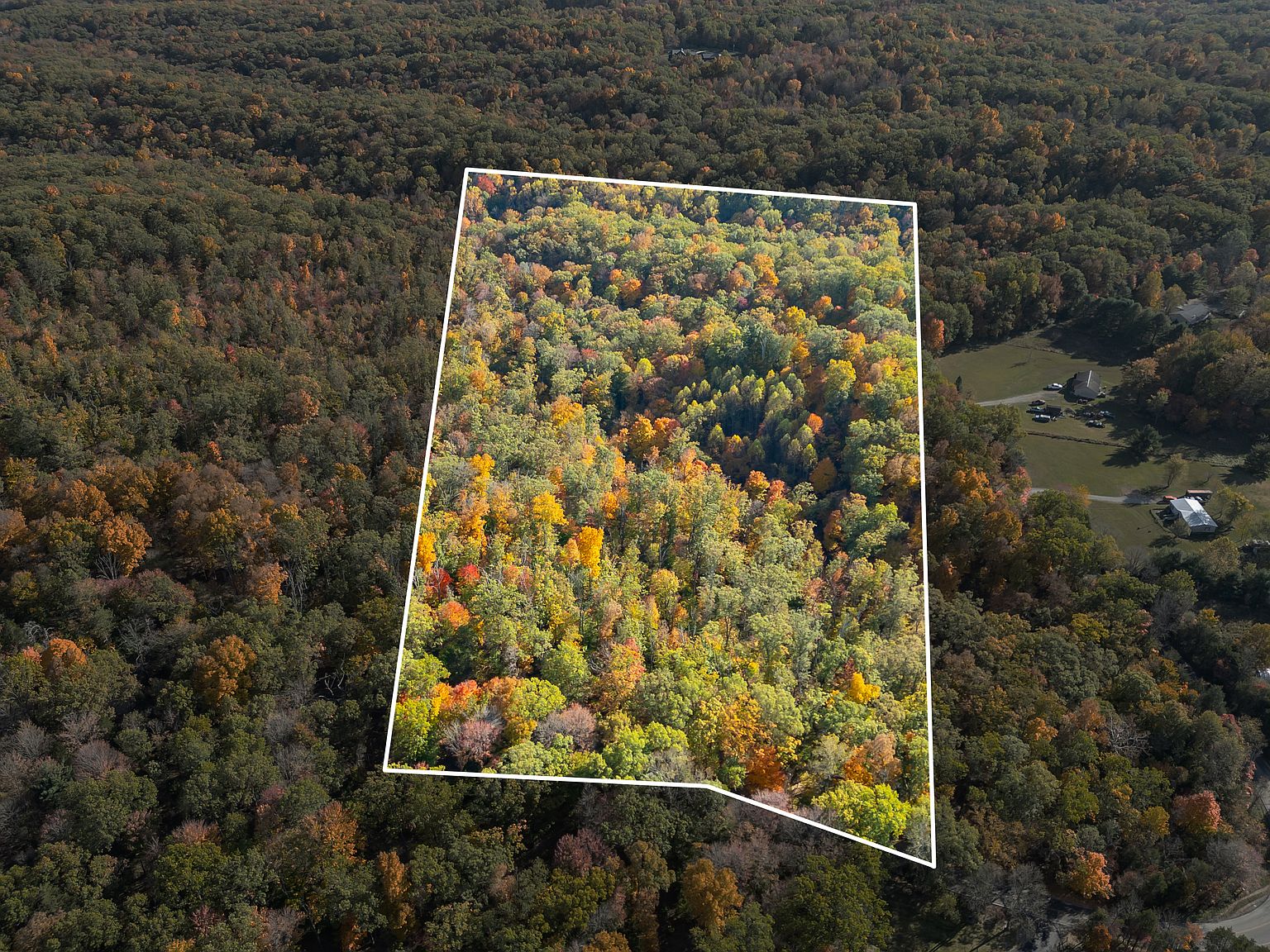 14605 W Becks Grove Rd, Columbus, IN 47201 | Zillow