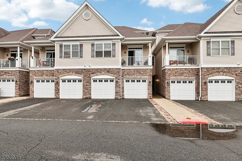 28 Elston Ct BLDG 28 #28, Haskell, NJ 07420 | MLS #3970380 | Zillow