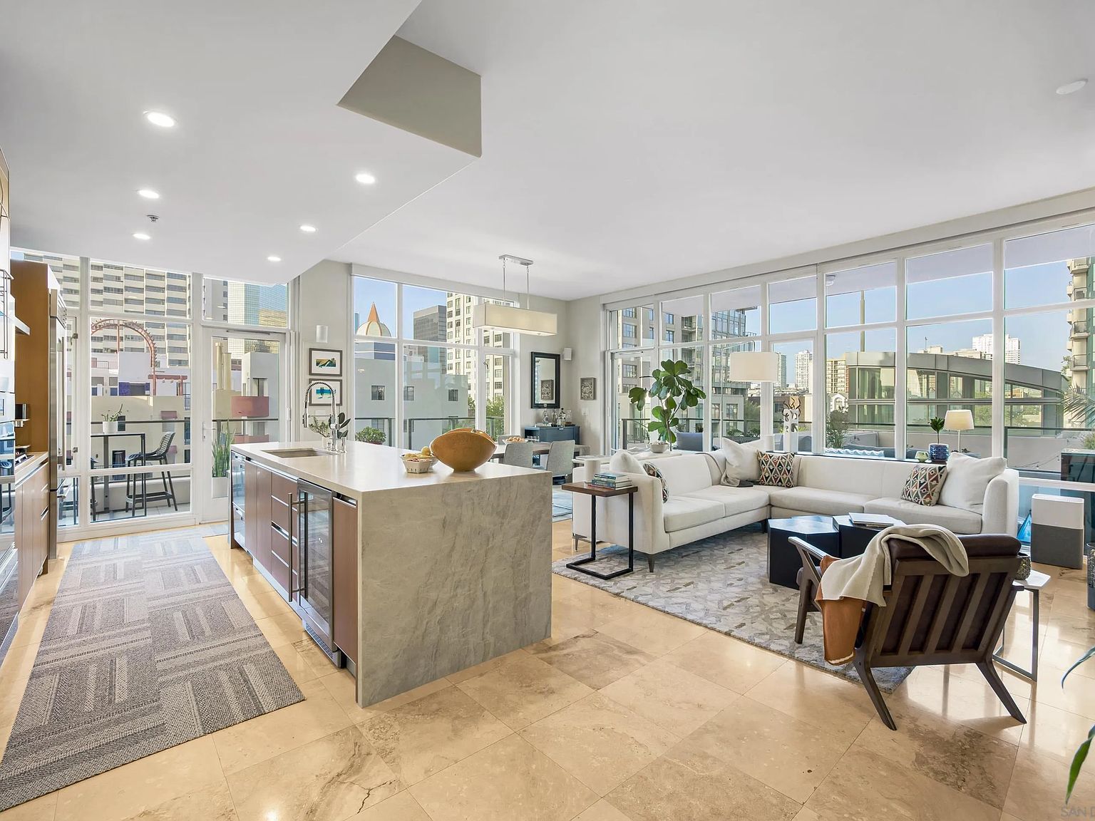 550 Front St Unit 304, San Diego, CA 92101 | Zillow