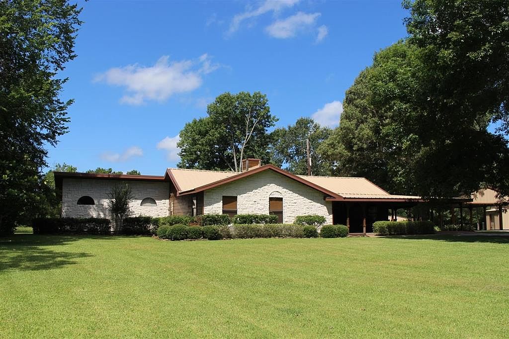 21098 Fm 1097 Rd W, Montgomery, TX 77356 | MLS #93327834 | Zillow