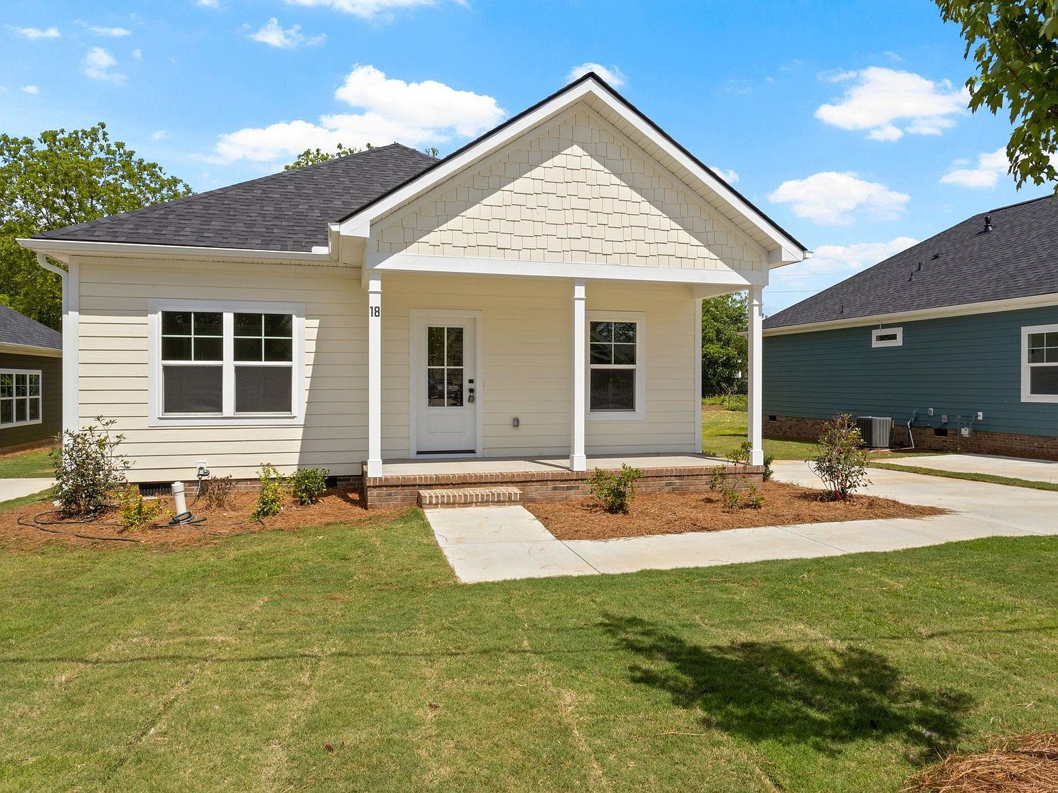 18 N Georgia Ave, Greenville, SC 29611 | MLS #1558468 | Zillow