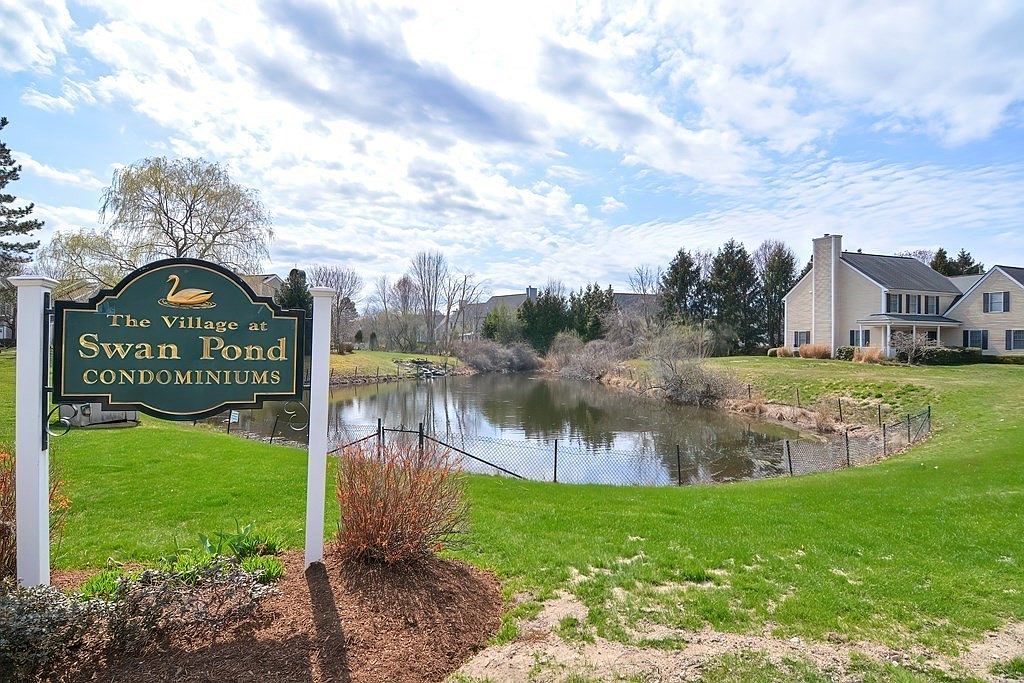 8 Mallard Ln, Walpole, MA 02081 | Zillow