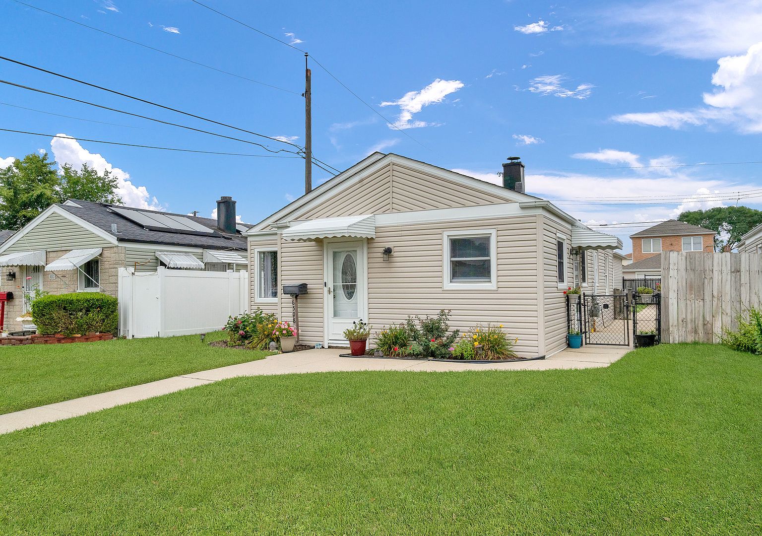 6508 W 60th Pl, Chicago, IL 60638 | MLS #12142959 | Zillow