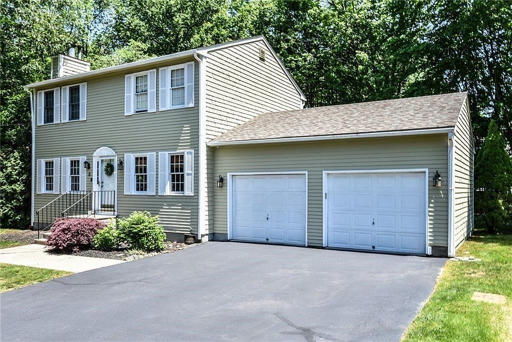 5 Hazel Bush Dr, Cranston, RI 02921 | Zillow