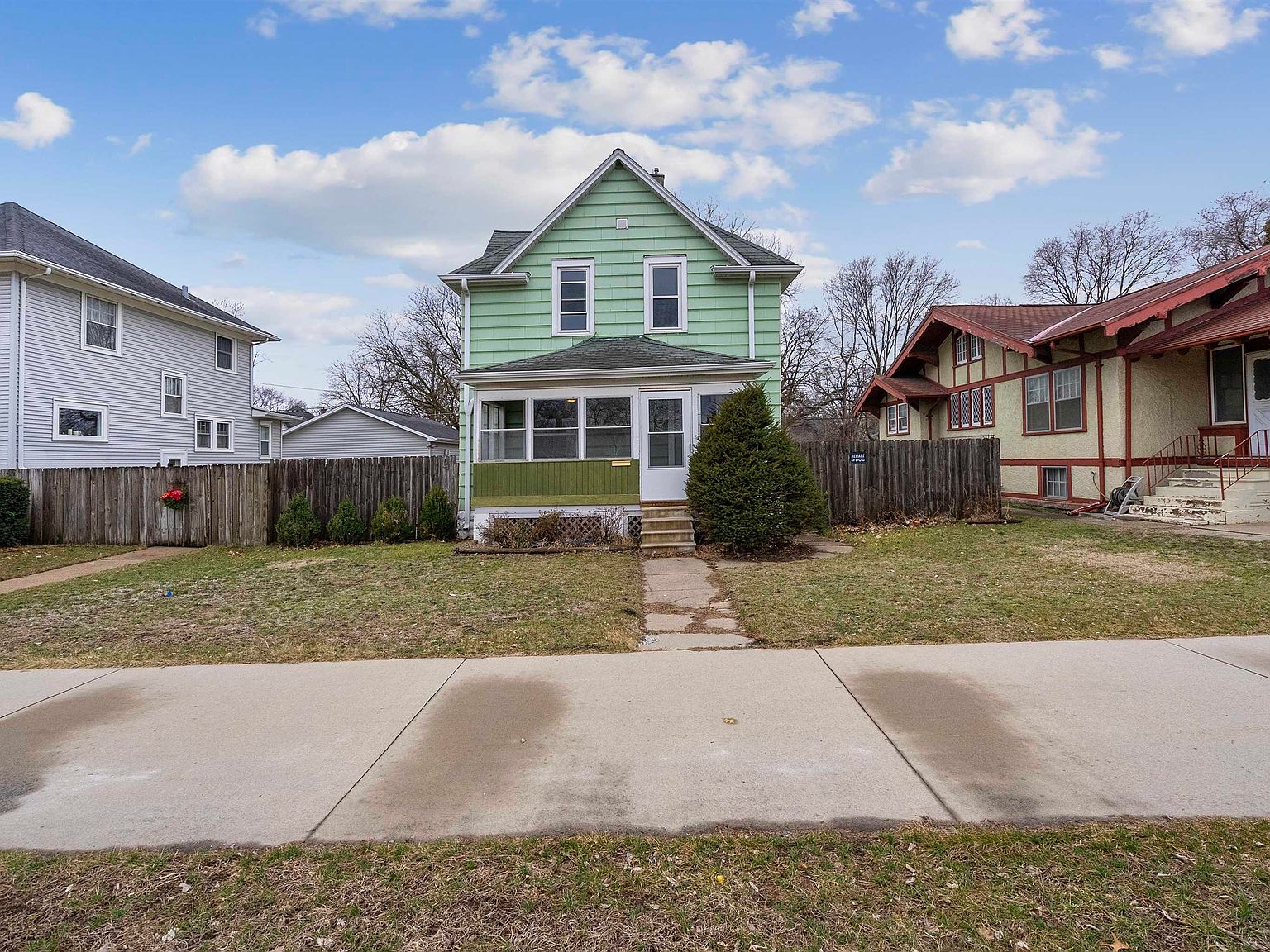 1317 Logan Ave, Waterloo, IA 50703 | Zillow