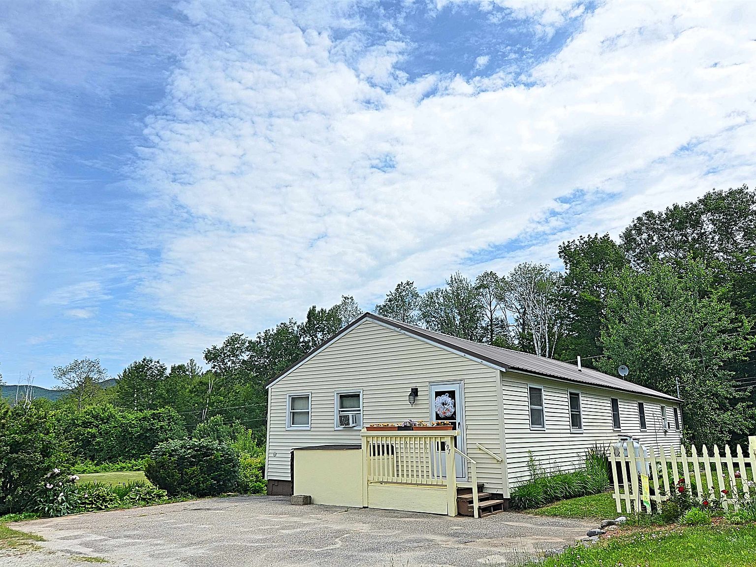 197 Bridge Road, Andover, NH 03216 | Zillow