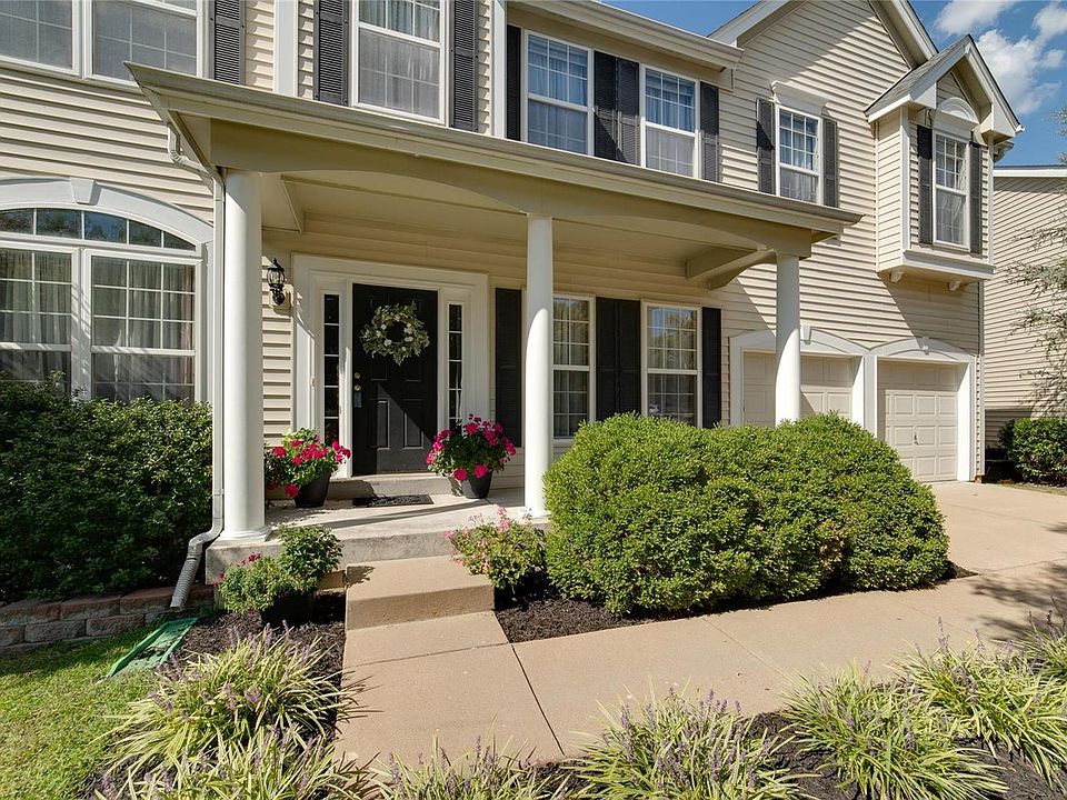 3355 Rowan Dr, Saint Louis, MO 63129 | MLS #23058027 | Zillow