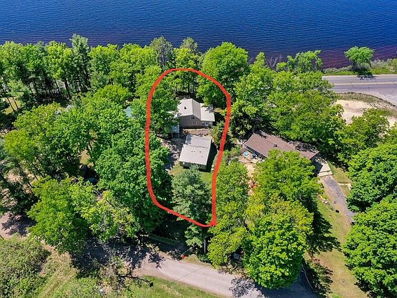 12111 Lakeside Dr, Suring, WI 54174 | MLS #200745 | Zillow