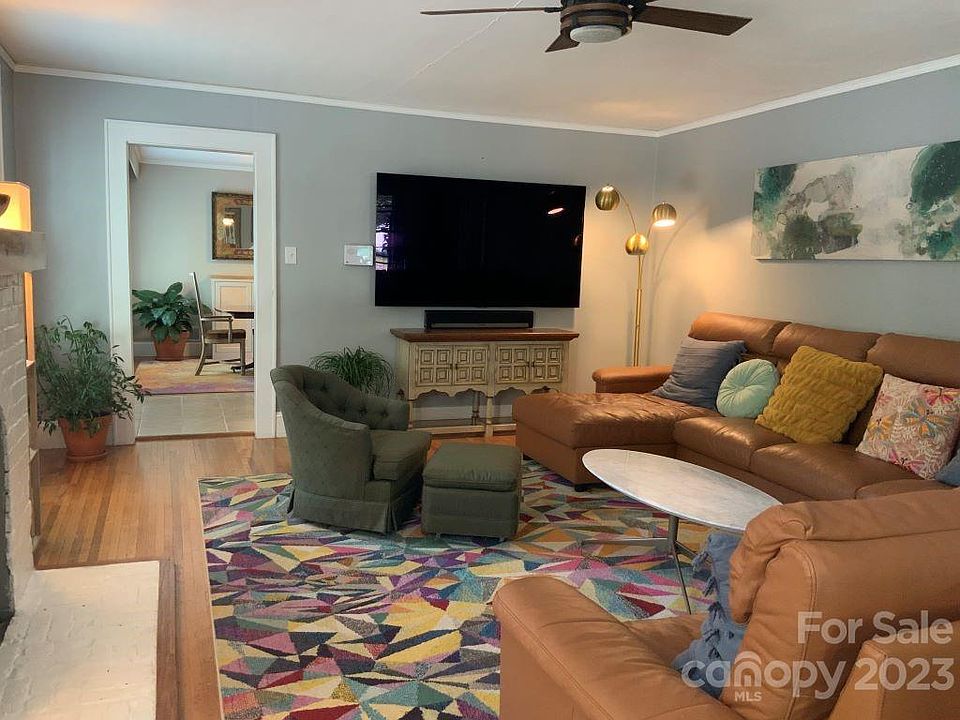 115 6th Ave NE, Hickory, NC 28601 | MLS #CAR4023365 | Zillow