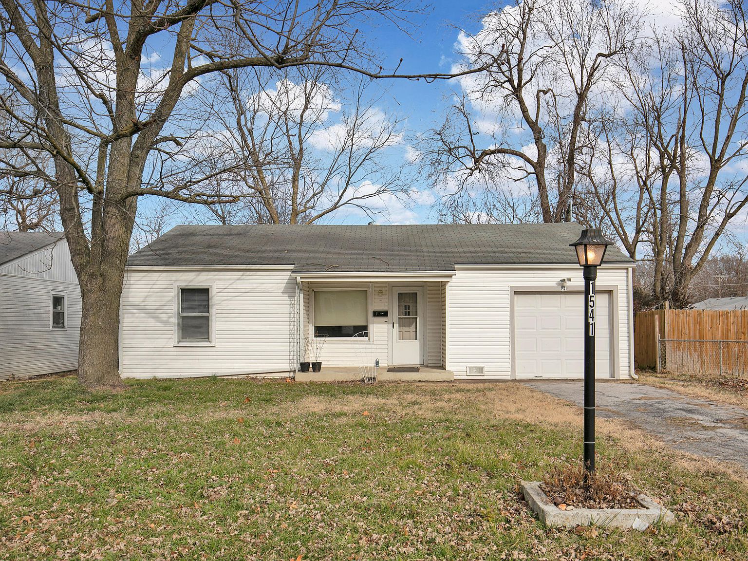 1541 E North St, Springfield, MO 65803 | Zillow