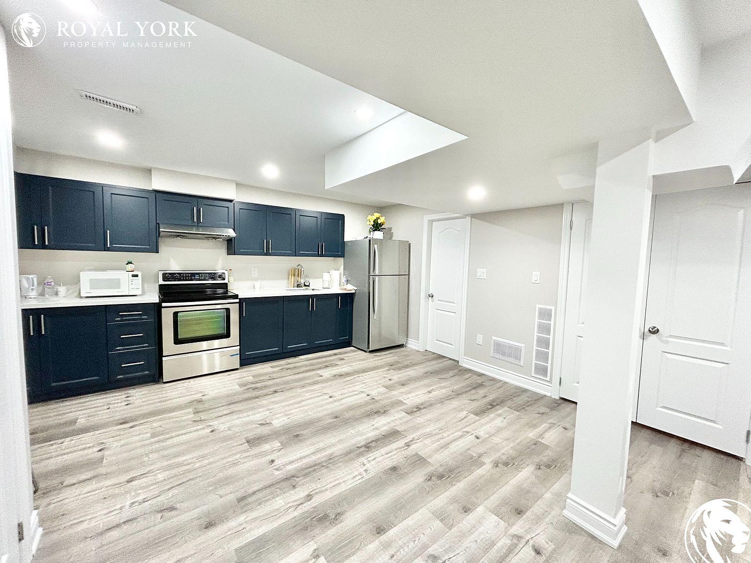 564 Queen Mary Dr #2, Brampton, ON L7A 4Y6 | Zillow