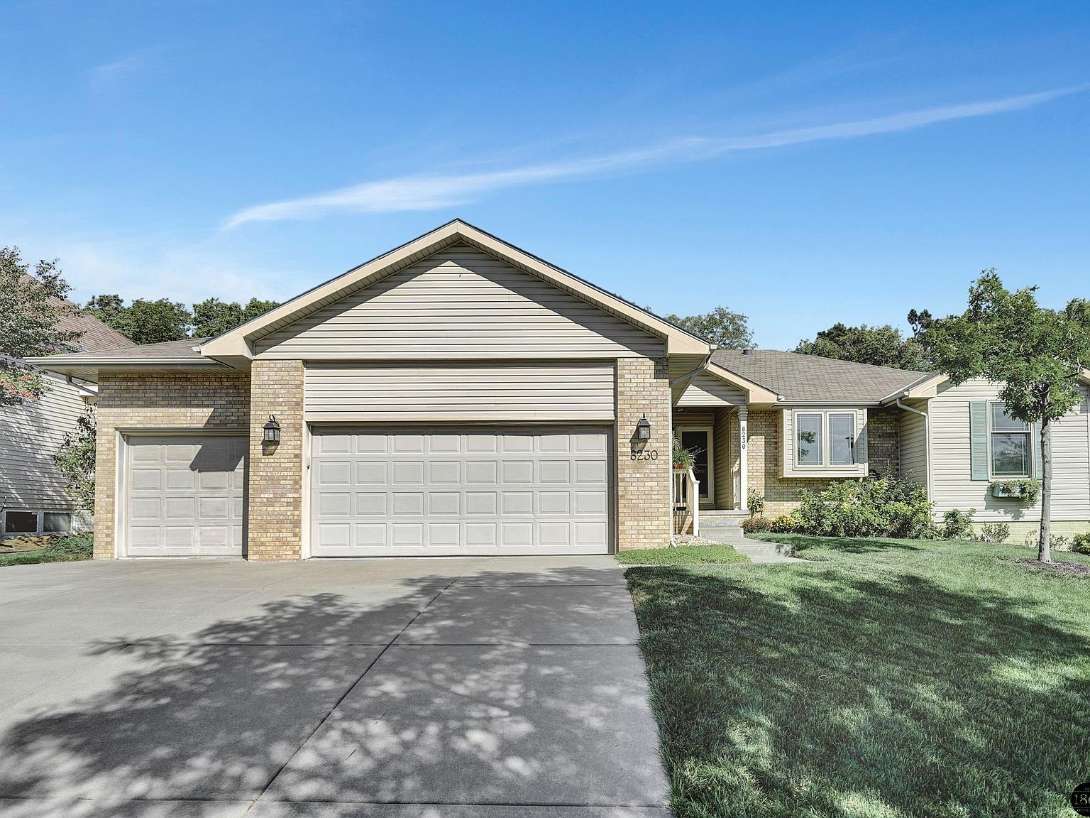 8230 Wemsha St, Lincoln, NE 68507 | MLS #22322506 | Zillow