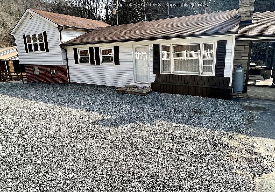 2344 Us Highway 52, Gilbert, WV 25621 | Zillow