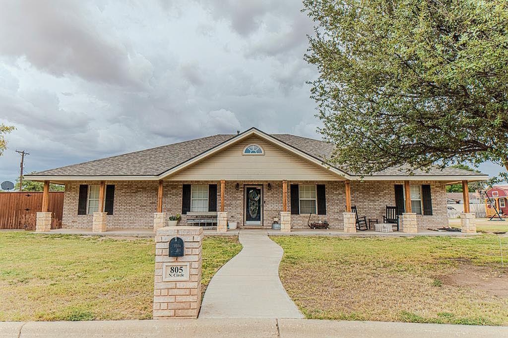 805 N Circle Dr, Seminole, TX 79360 | MLS #158021 | Zillow