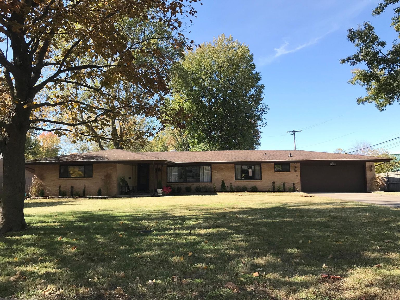 1903 S Arcadia Ave, Springfield, MO 65804 | Zillow