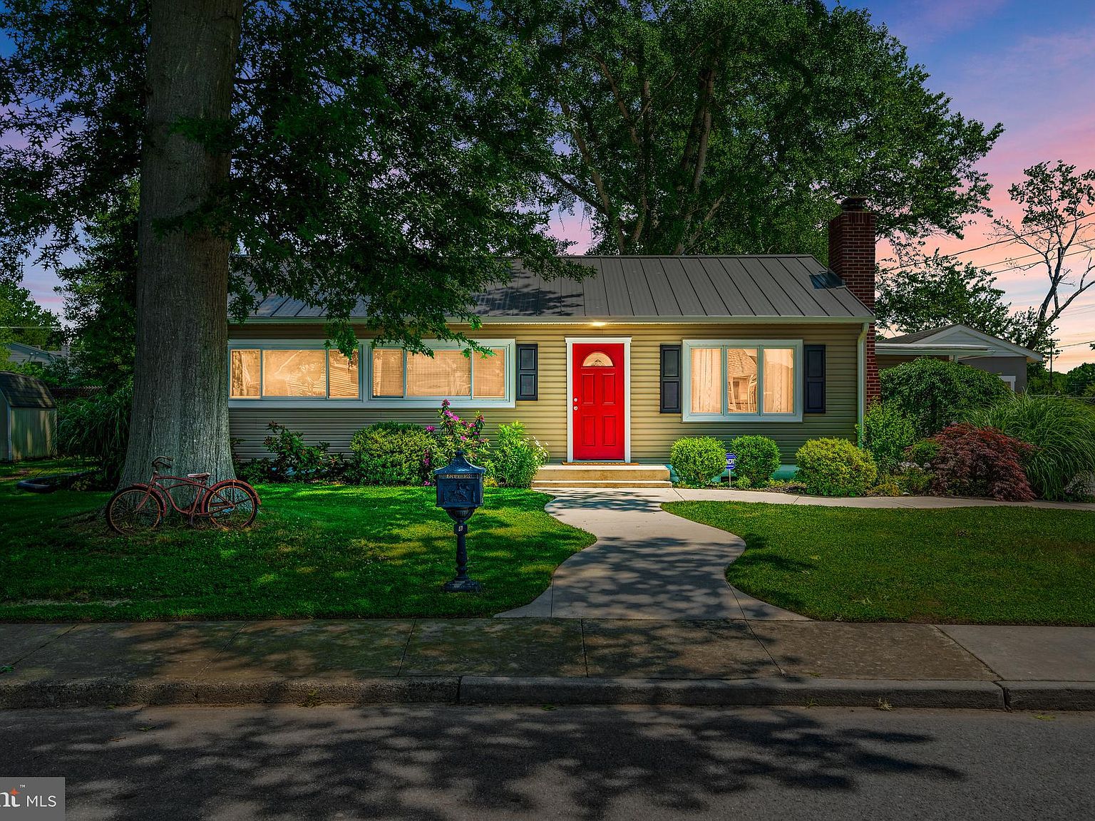 8 Colson Ct, Woodstown, NJ 08098 | Zillow