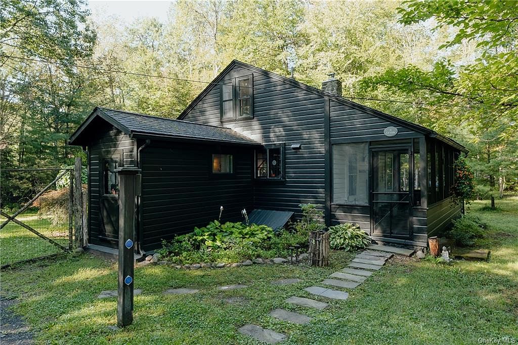 11 Ideal Park Road, Willow, NY 12495 | MLS #H6288726 | Zillow
