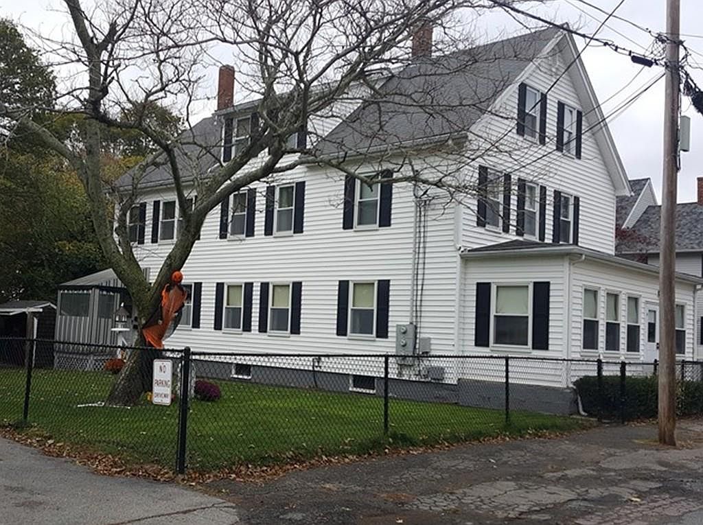 8 Cottage Ct, Middleboro, MA 02346 | Zillow