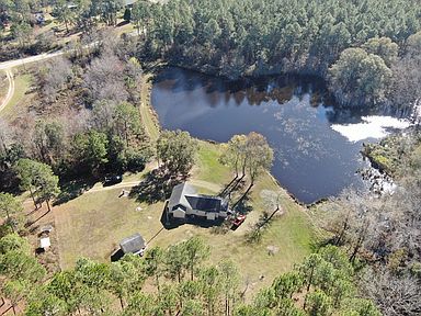 2525 Old Coffee Rd, Wray, GA 31798 | Zillow