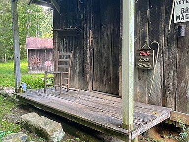 563 Acup Rd, Happy, KY 41746 | Zillow