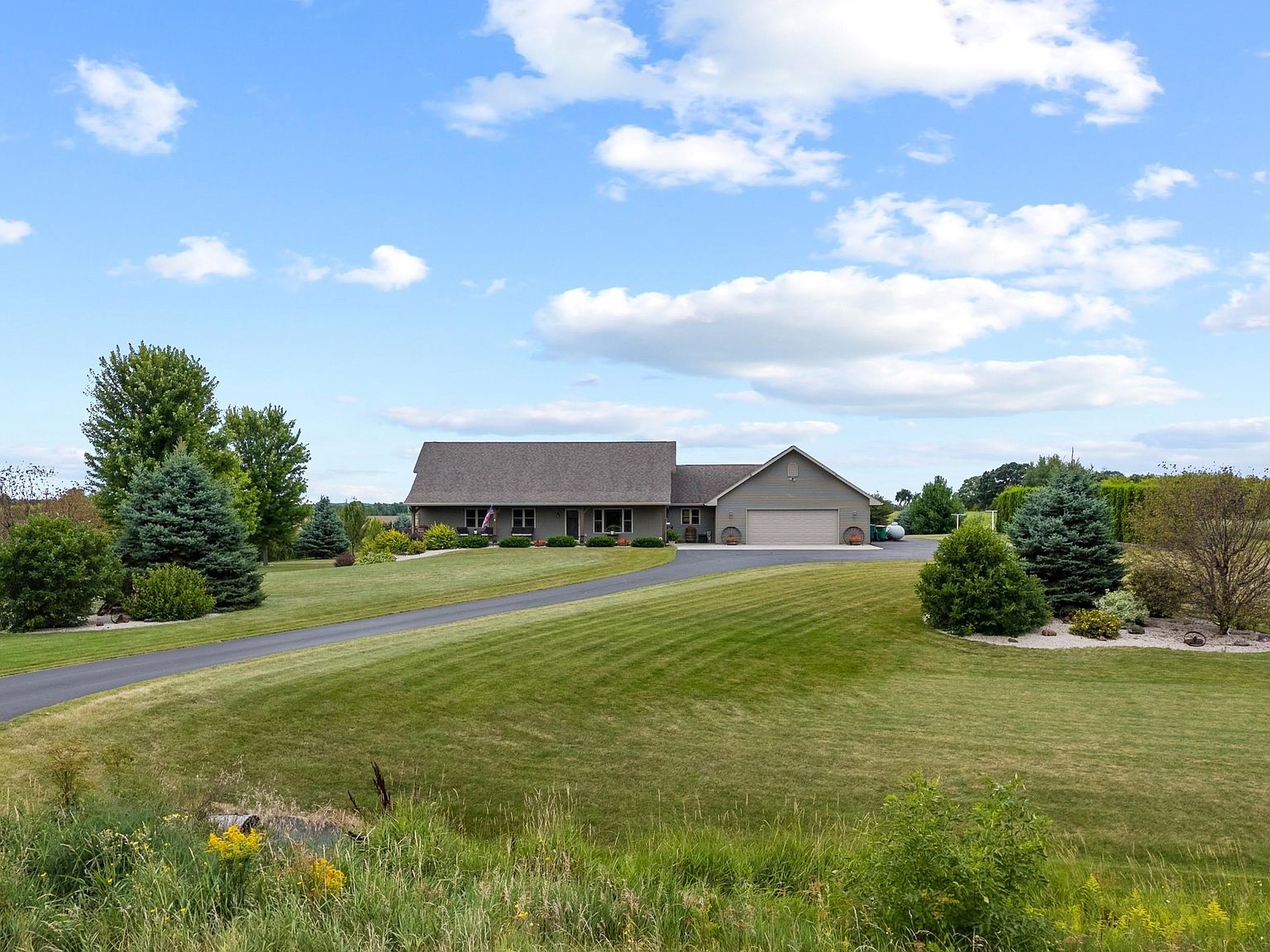 W8870 County Road Tc Rd, Oakfield, WI 53065 | Zillow