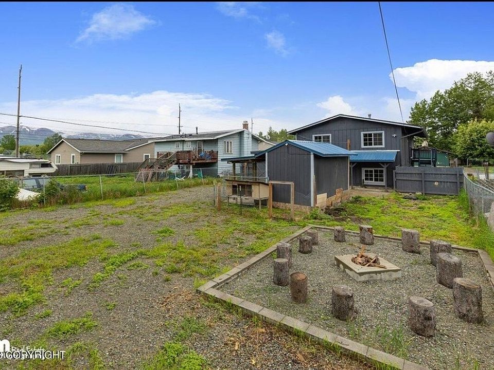 4613 E 7th Ave #B, Anchorage, AK 99508 | Zillow