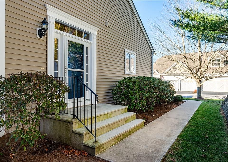 Wakefield Meadows - 128 Camden Ct Wakefield RI | Zillow