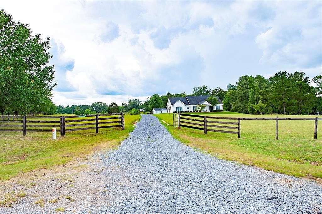 1784 Us Highway 82, Mathews, AL 36052 | Zillow