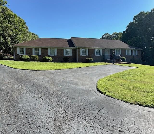 220 Ringgold Rd, Ringgold, VA 24586 | MLS #69894 | Zillow