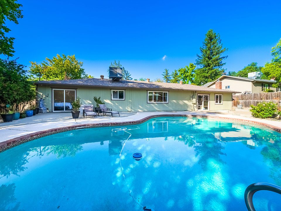 1417 Carter Way, Redding, CA 96002 | MLS #23-3852 | Zillow