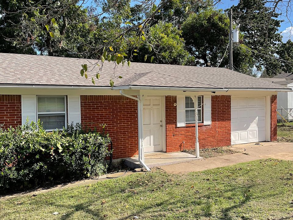 101 SW Rand Dr, Burleson, TX 76028 | Zillow