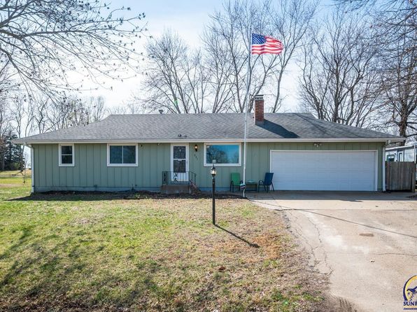 Topeka KS Single Family Homes For Sale - 125 Homes | Zillow