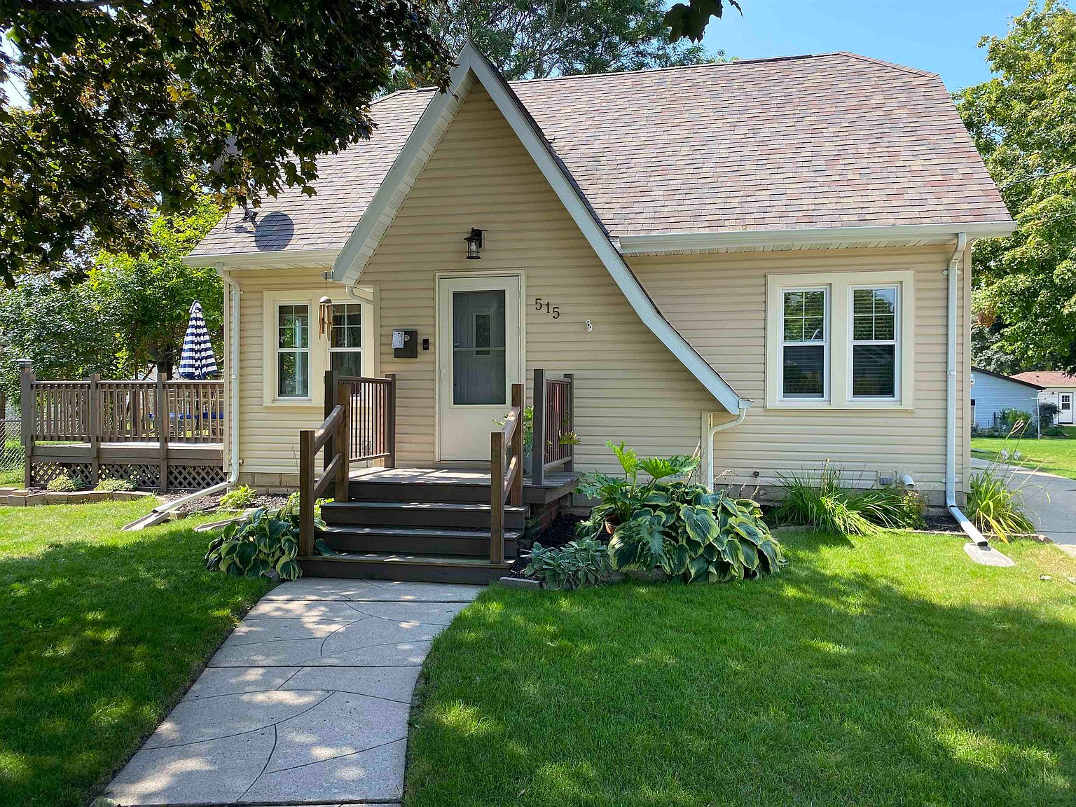 515 S Weimar St, Appleton, WI 54915 | Zillow