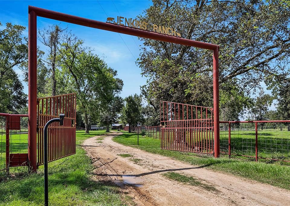 949 County Road 2061, Hull, TX 77564 | MLS #64678850 | Zillow