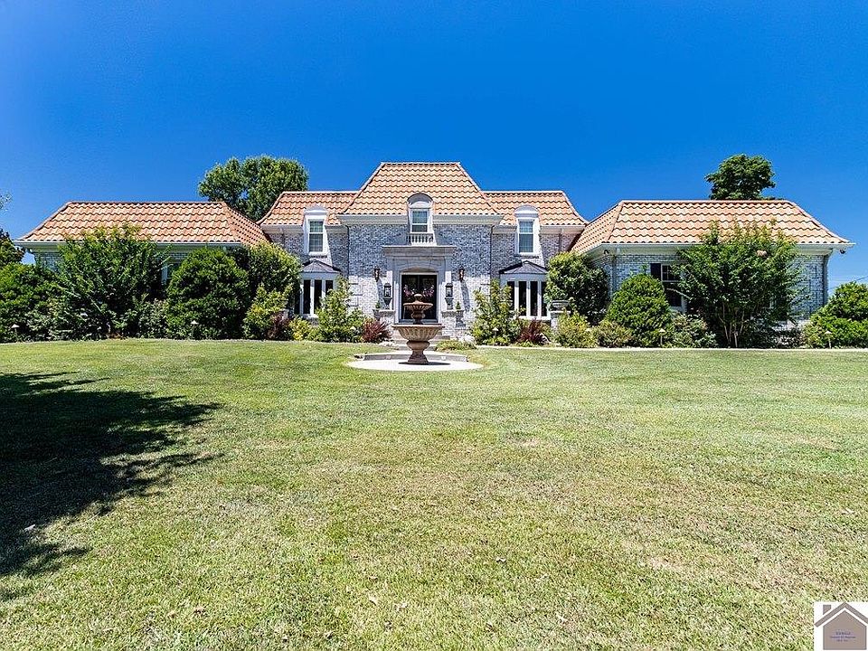 1890 Us Highway 62, Bardwell, KY 42023 | Zillow