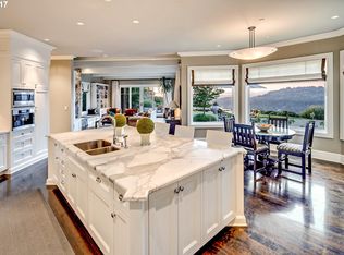 2088 Crest Dr, Lake Oswego, OR 97034 | Zillow