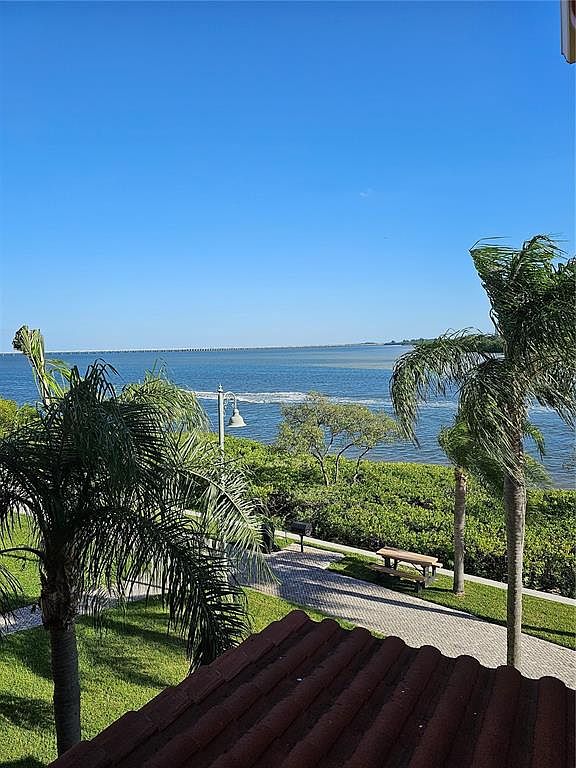 2747 Via Capri UNIT 1135, Clearwater, FL 33764 | Zillow