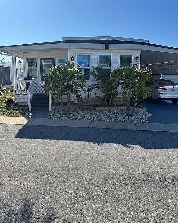 9132 48th Ter N, Saint Petersburg, FL 33708 | Zillow